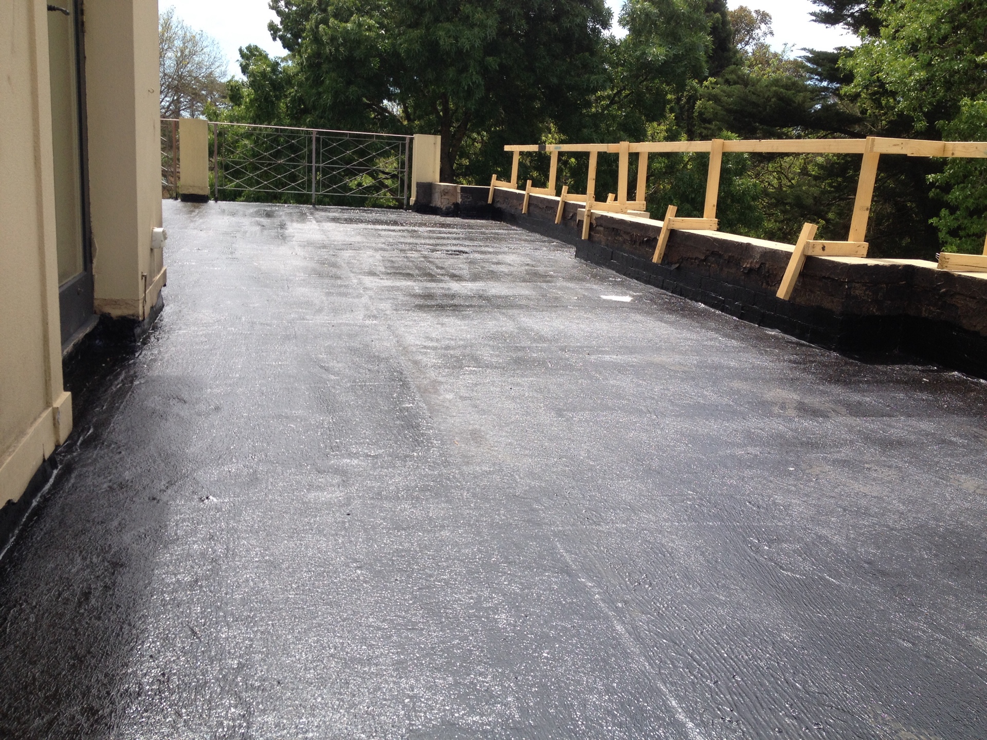 Liquid Rubber Waterproofing –Fix Leaking Balcony, Deck, Rooftop ...